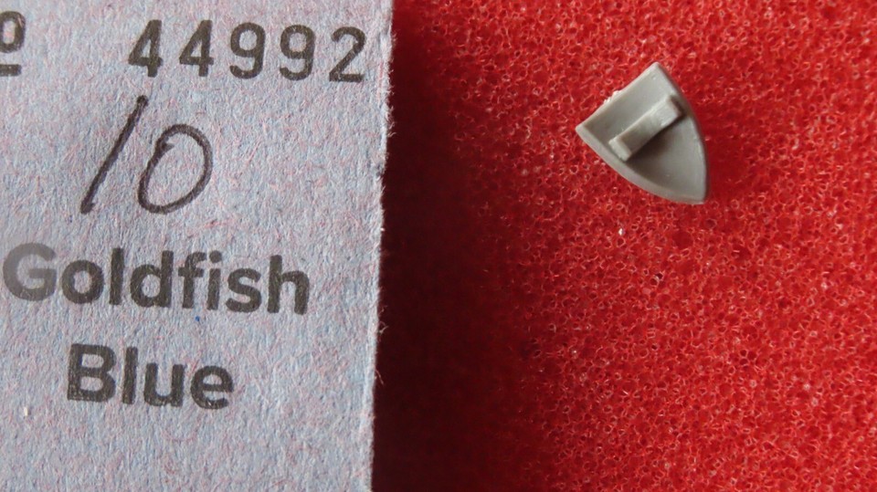 Warhammer Bretonnian Bretonnia Knights Small Shield Bretonnians Games ...