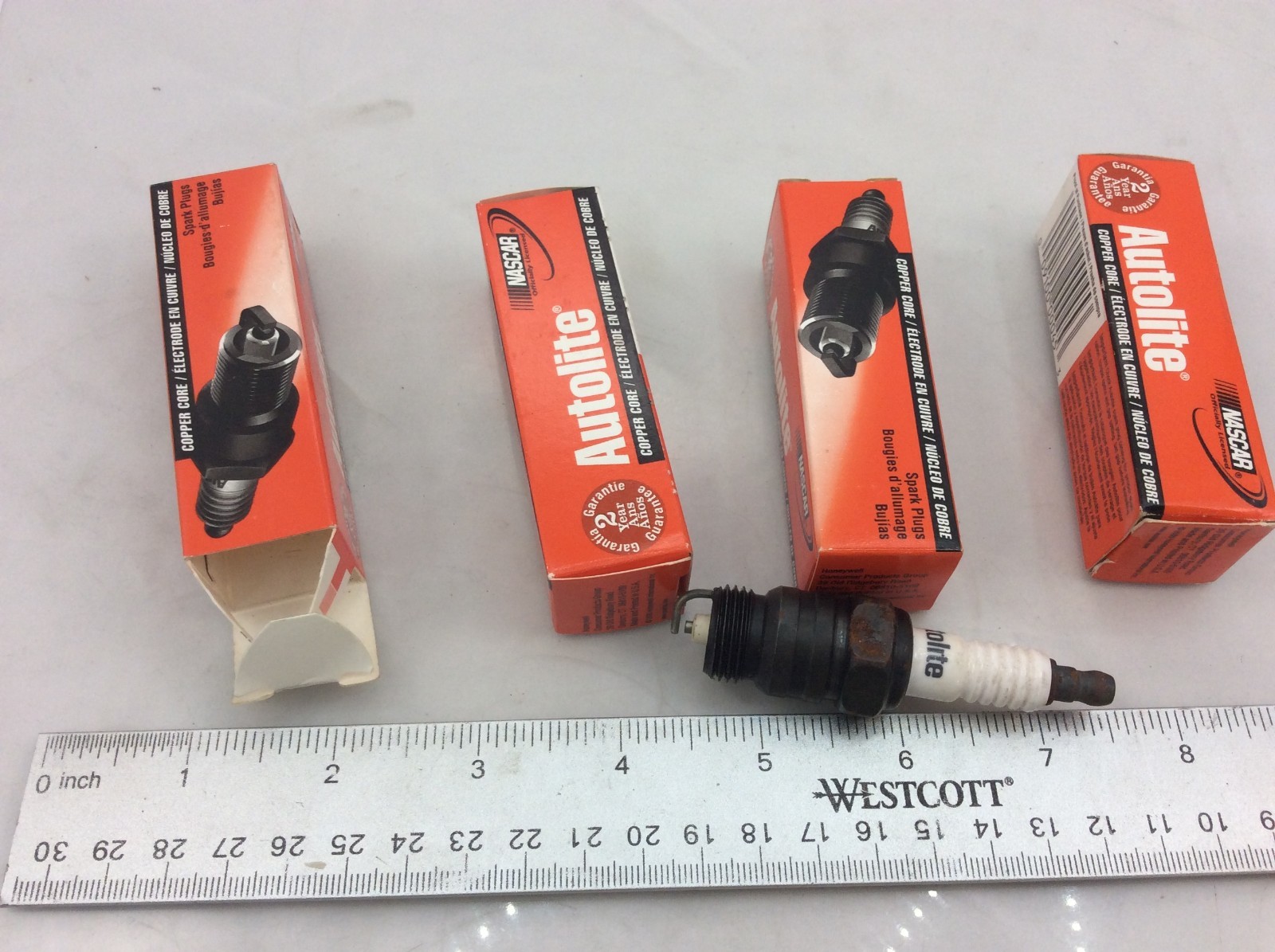 45 Autolite Spark Plugs Four Count SK23190102JE | eBay