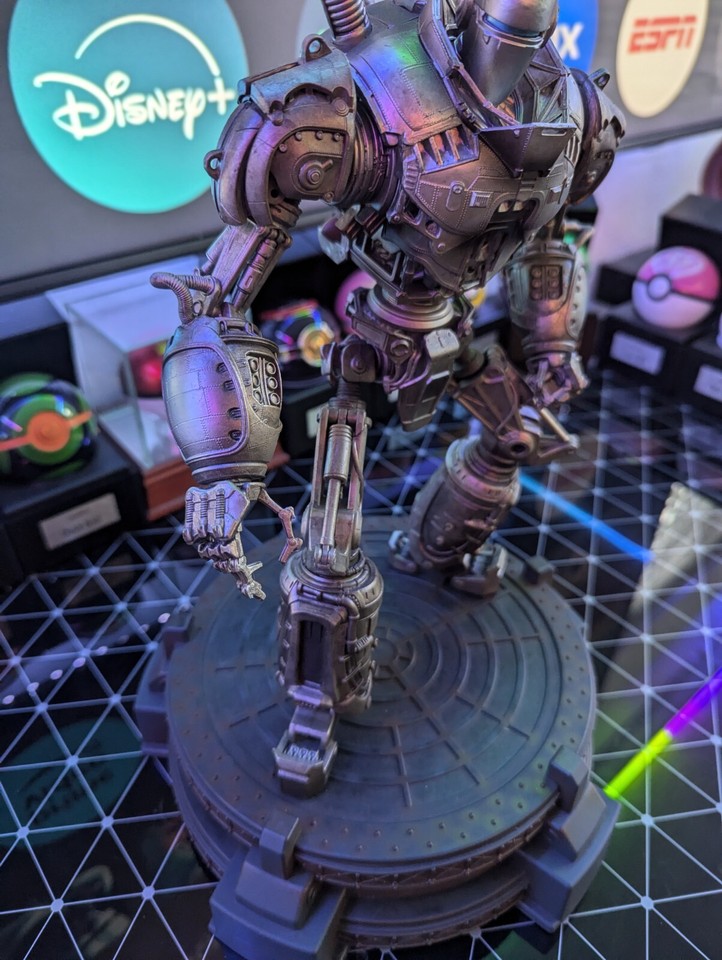 Fallout Liberty Prime Statue Figure 15" Bethesda Chronicle Collectibles ...