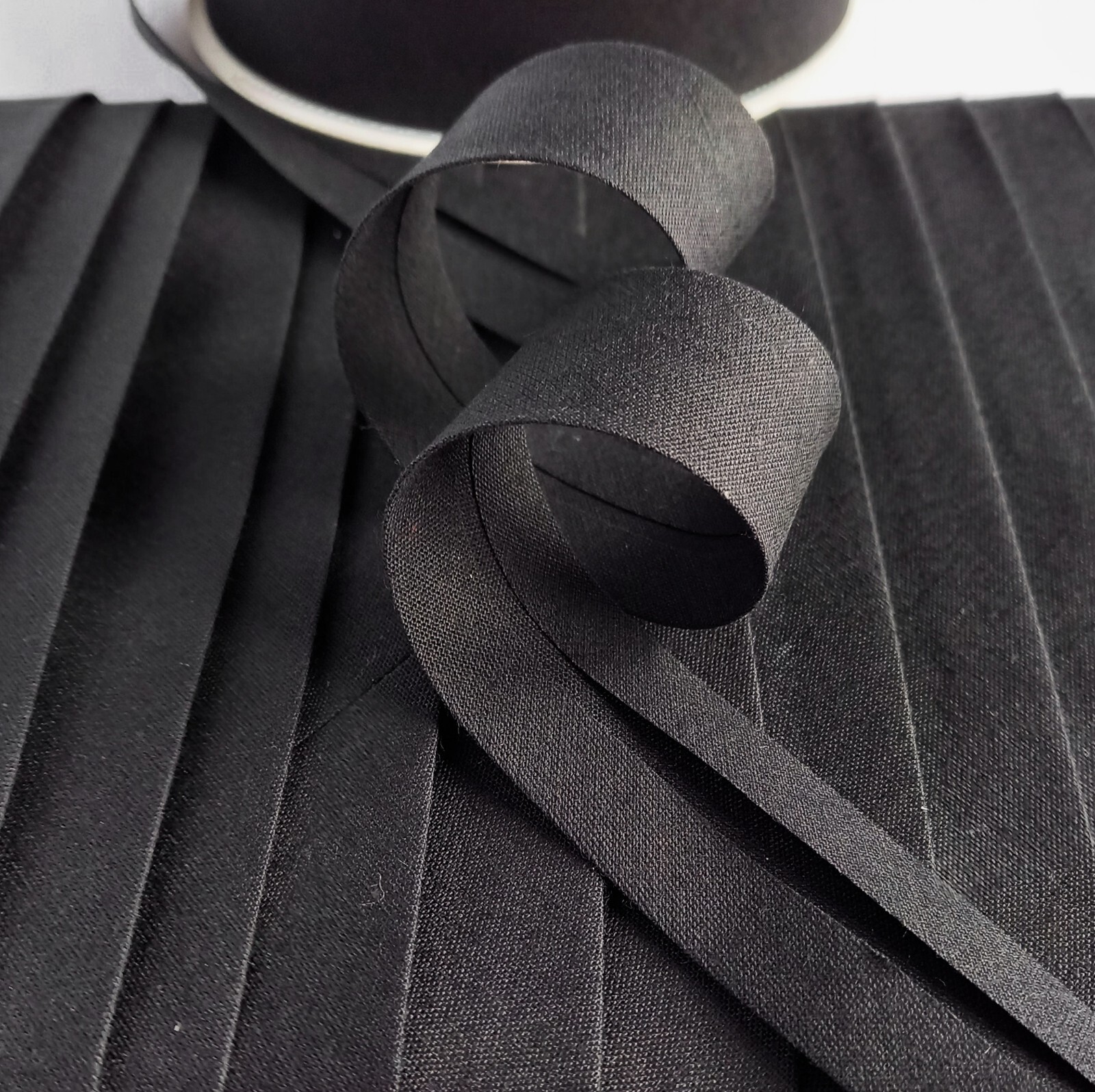 Bias Binding 25mm wide Poly Cotton Pre Folded Edge Tape - 3m 5m 10m or ...