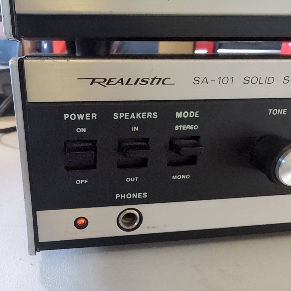 Realistic TM-101 & SA-101 Vintage Solid State AM/FM Stereo Tuner ...