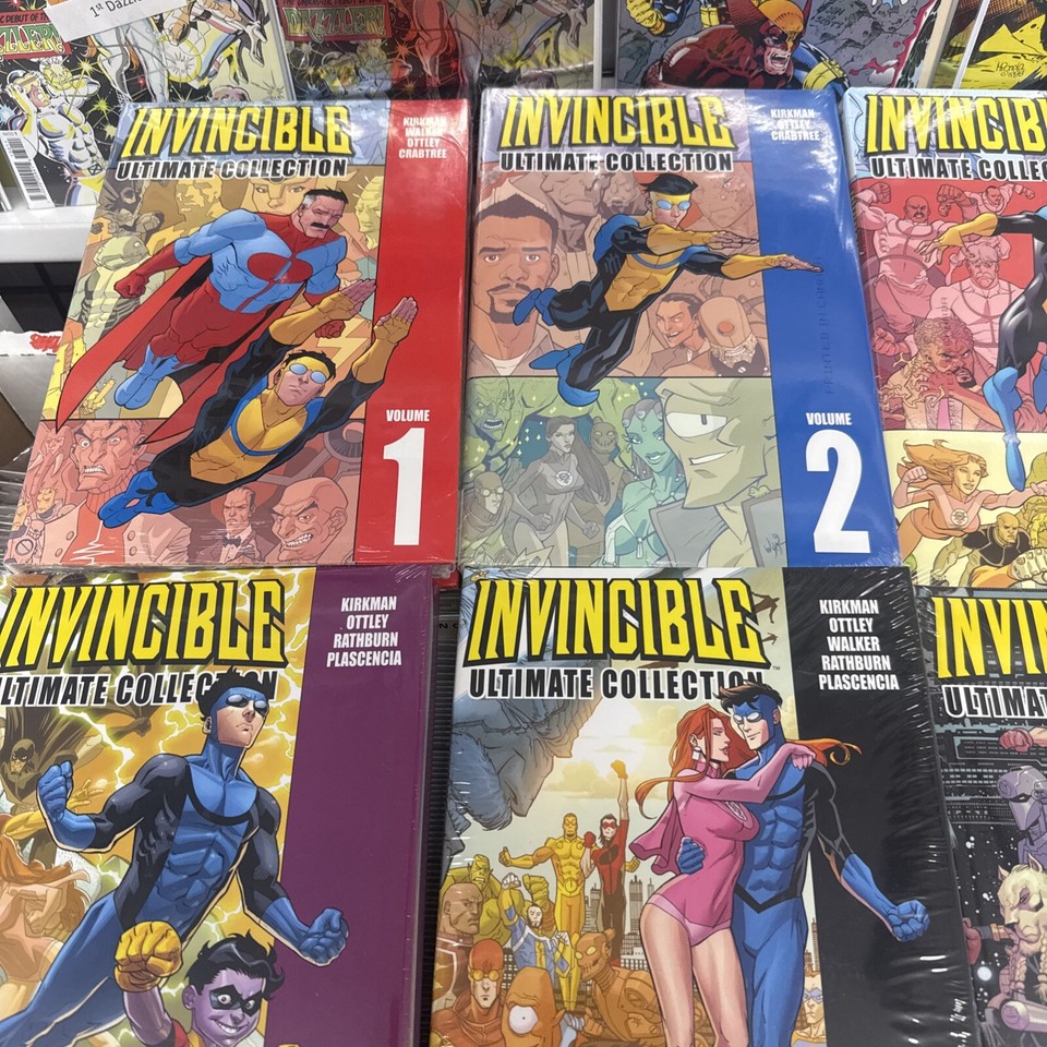 Invincible Ultimate Collection Volume 1-12 HC Complete Set Image ...