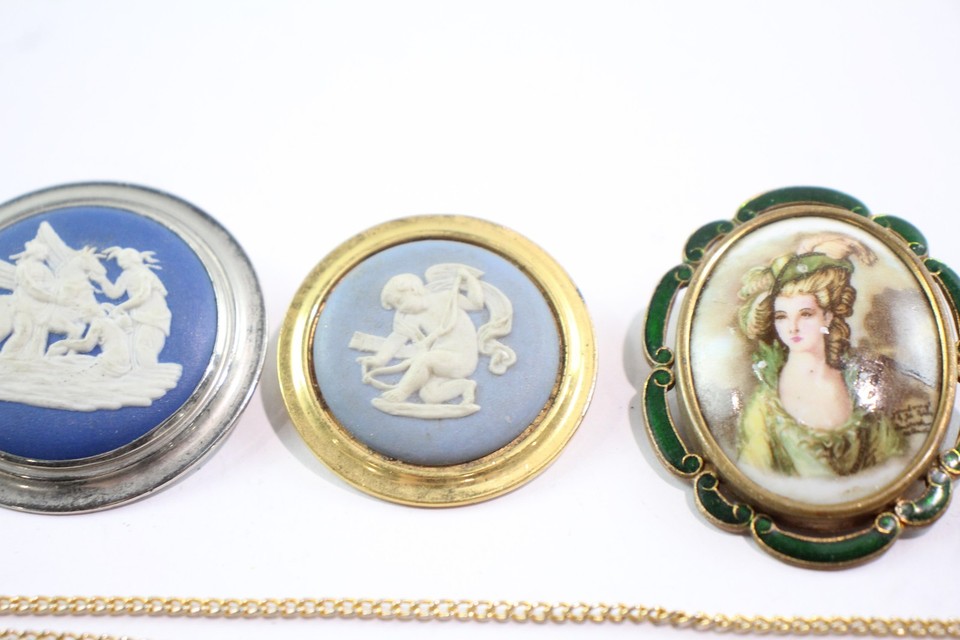 Wedgwood Thomas Lee Mott Michaela Frey Signed Branded Jewellery x 6 | eBay