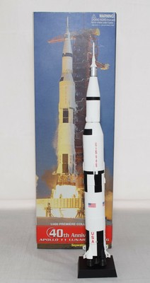 Saturn V Apollo 13 40th Anniversary DRAGON WINGS 56215 1:400 Toys ...