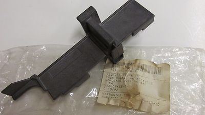 US MILITARY ISSUE SINCGARS LOCKING BAR BRACKET FOR RT 1523 RADIO OLDER ...