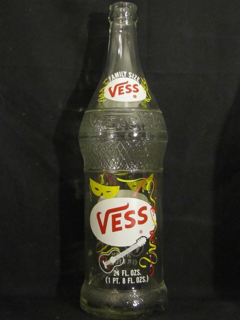 Vess (Family Size) ACL Soda Bottle 1970 24oz (1 PT. 8oz.) | eBay