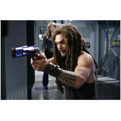 Stargate Atlantis Jason Momoa as Ronon Dex Aiming Gun 8 x 10 Inch Photo ...