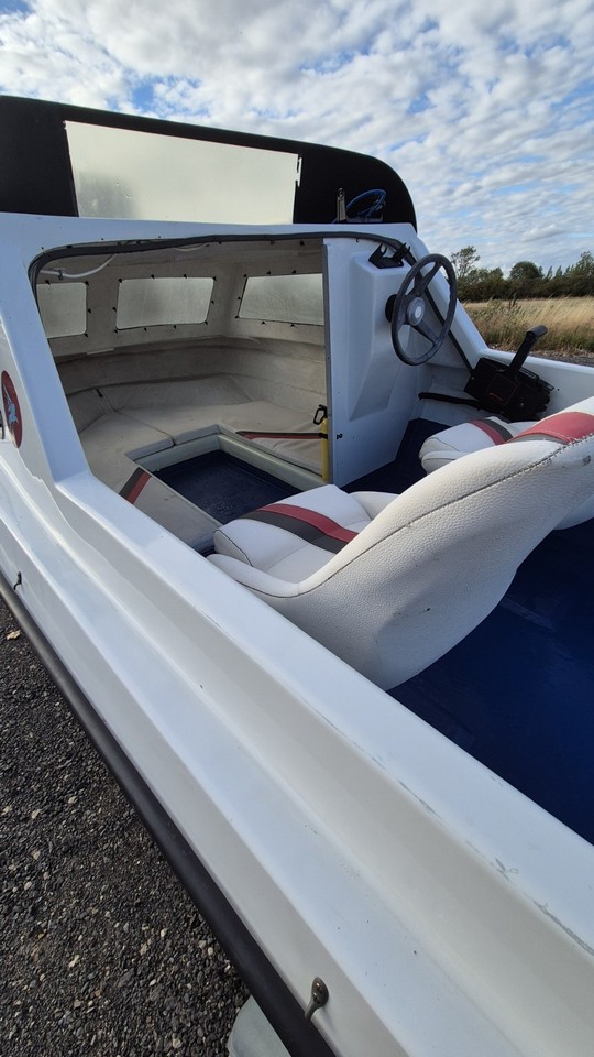 Seahog Hunter Fishing Boat with Trailer for Sale | eBay UK