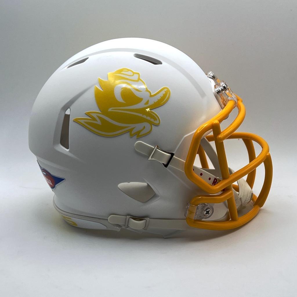 Oregon Ducks White Helmet