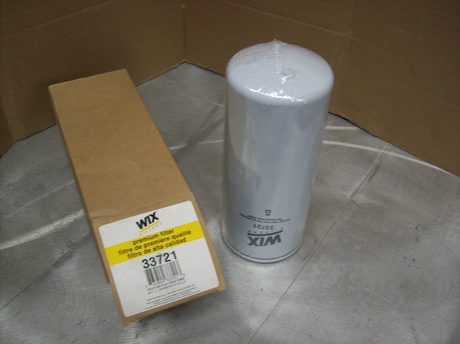 WIX 33721 - Fuel filter cross reference