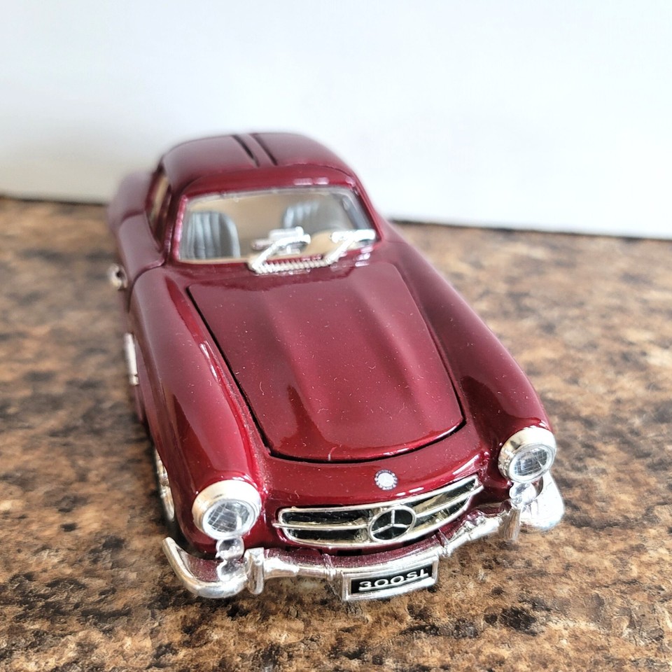 Sunnyside 1:24 Mercedes-Benz 1954 300SL Gull Wing Maroon Diecast Model ...