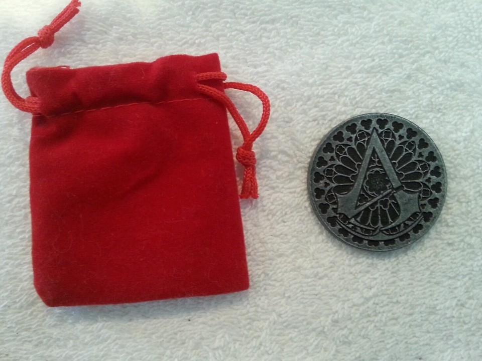 November 2014 Loot Crate Exclusive Assassin's Creed Unity Coin | eBay