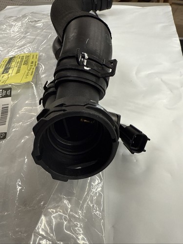 GENUINE LAND ROVER RADIATOR BOTTOM HOSE RANGE ROVER DISCOVERY SPORT ...