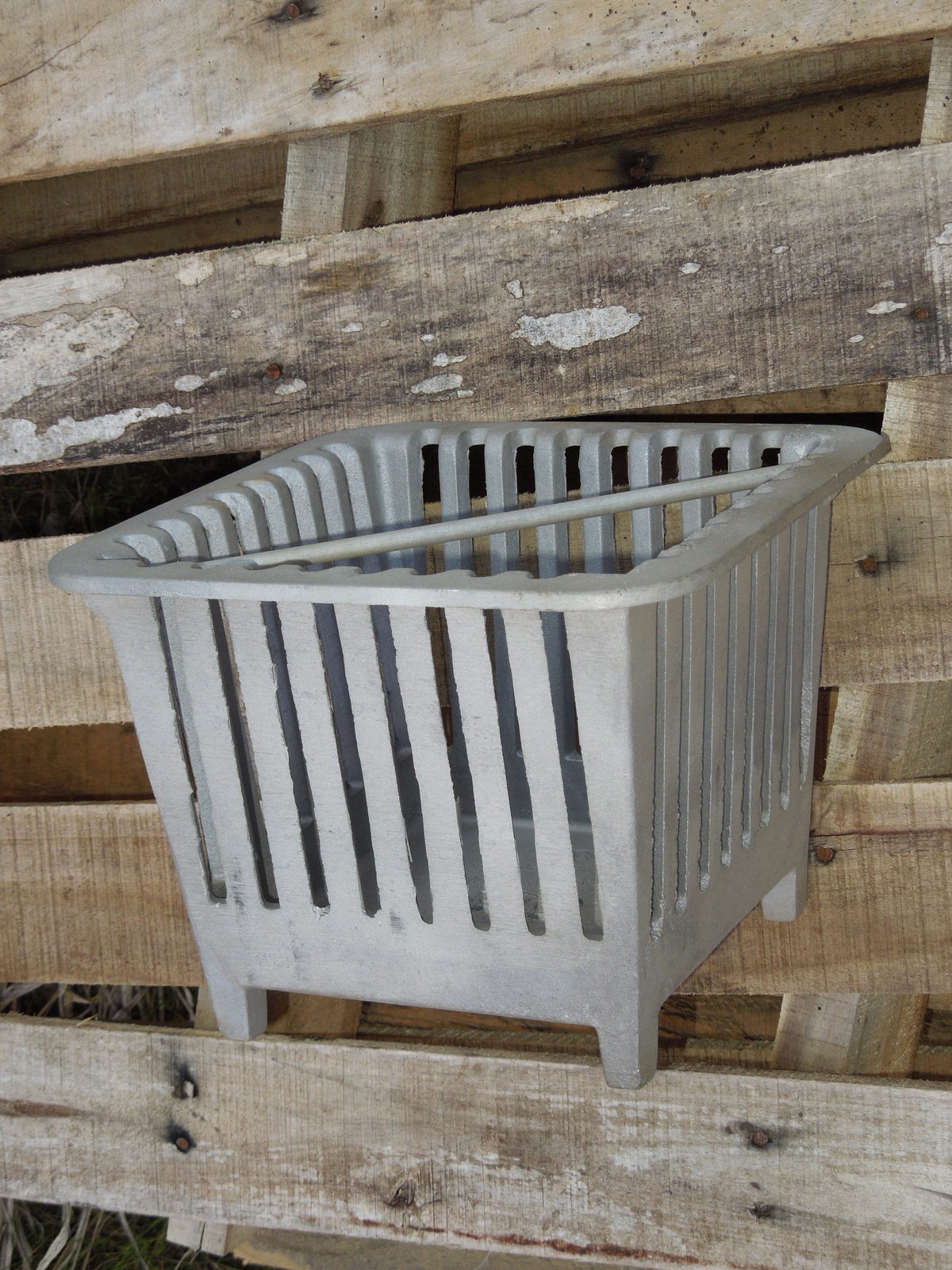 Lot of Six(6) 8-1/2" JAY R. SMITH ALUMINUM SEDIMENT BUCKETS | eBay