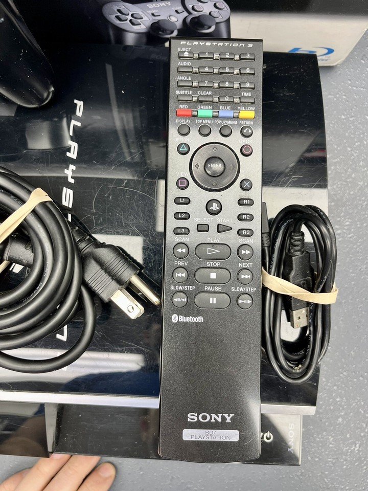 Sony PlayStation 3 PS3 Fat CECHG01 40GB Console Bundle W/ Controller ...