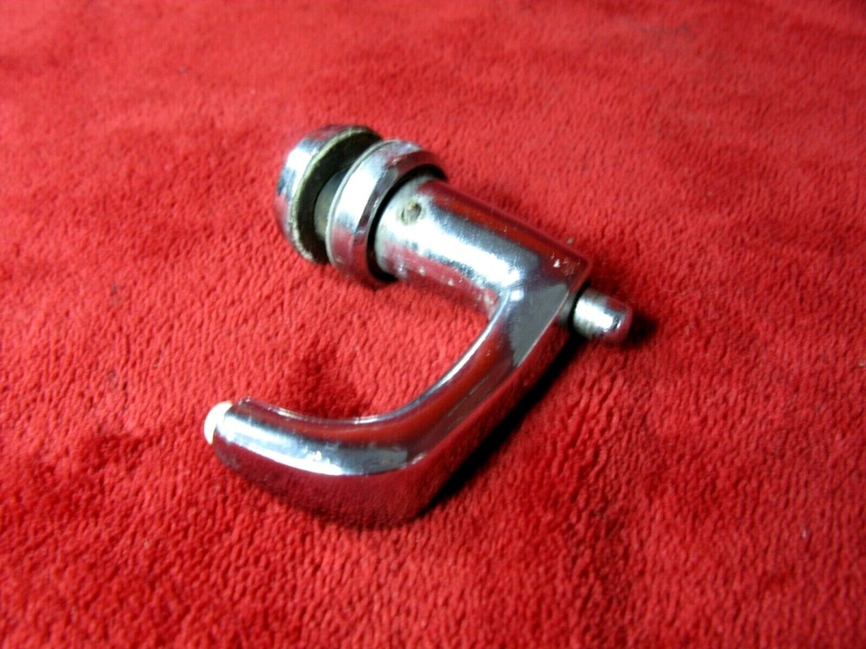 1981-1993 Dodge Ram D150 D250 D350 Driver LH Door Vent Glass Window Latch Only | Mopar | OE ...