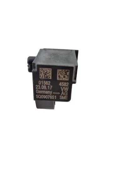 SKODA SUPERB III Estate 3V5 Front Right Impact Sensor 5Q0907651 2.00 ...