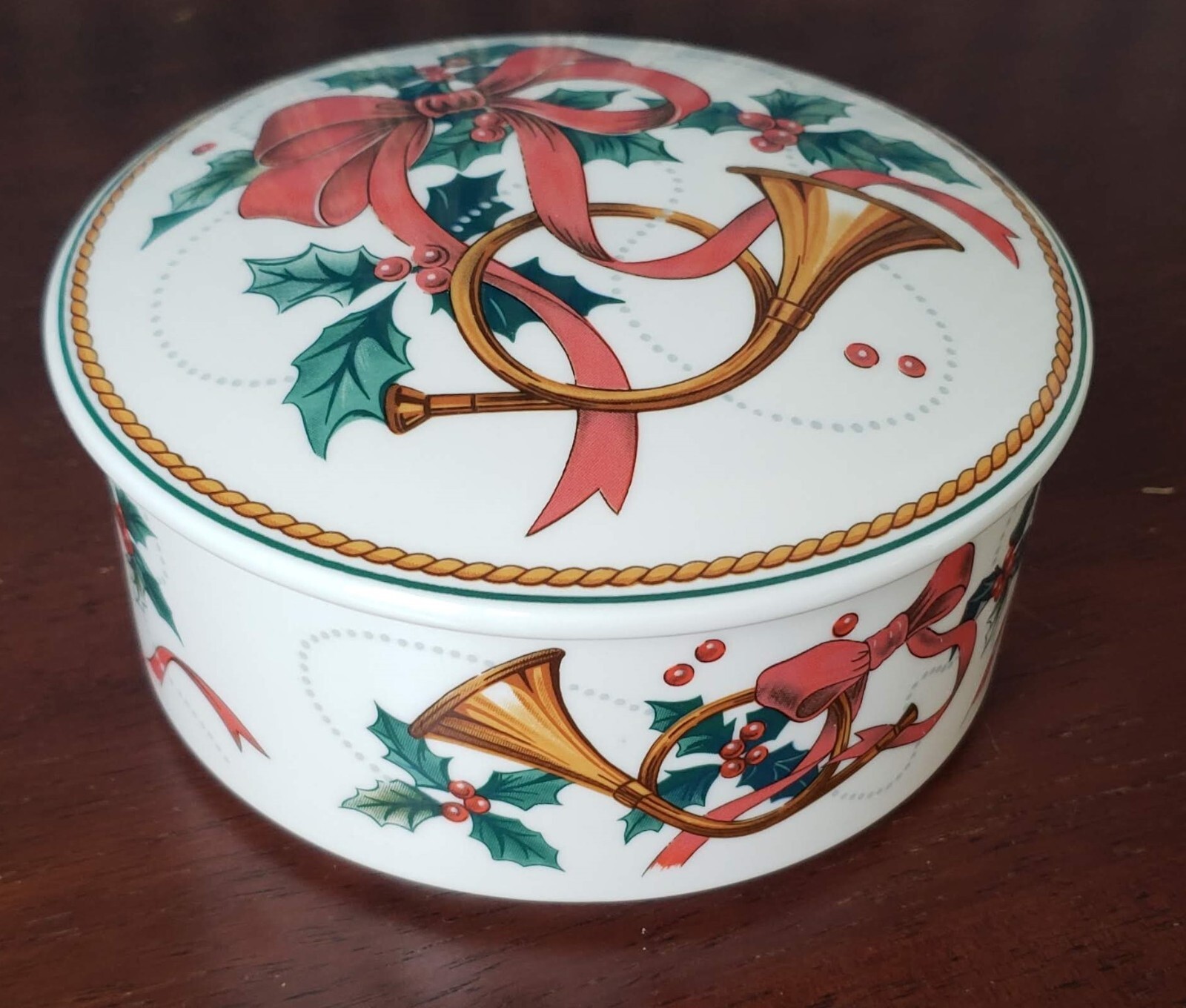 Mikasa Porcelain Jubilation HK503 Covered Holiday Trinket Box | eBay