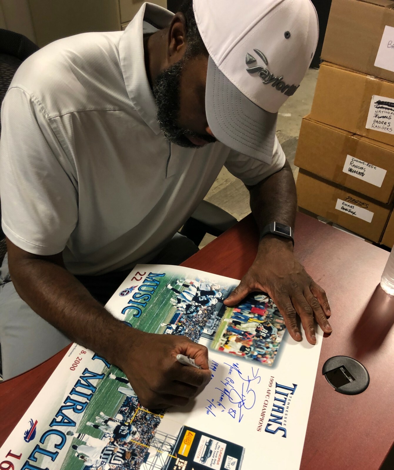 Kevin Dyson signed Titans Titans 16X20 Photo MUSIC CITY MIRACLE 3-stat ...