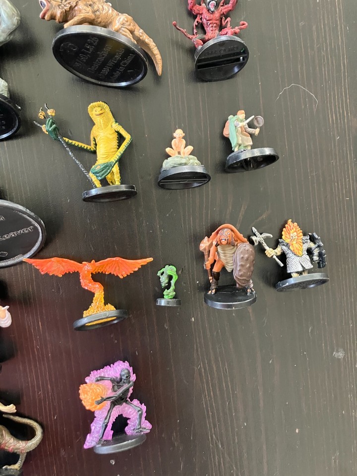 42 lot DnD D&D mini miniature set dungeon dragons wizards of the coast ...