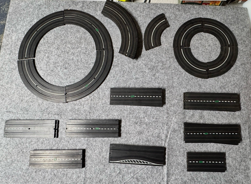 Aurora Model Motoring Slot Car HO Tracks Lot of 32 Straight & Curved ...
