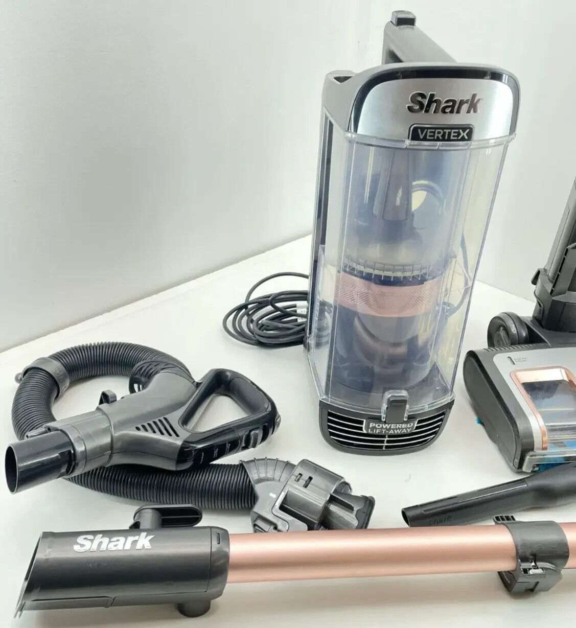 Shark Vertex AZ2002 Duo-Clean Lift-Away Upright Vacuum Cleaner ...