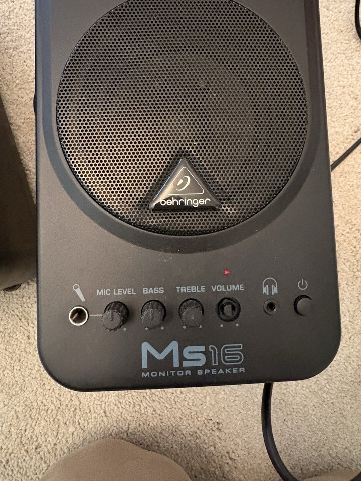 Behringer MS16 Active Personal Monitor System speakers (Missing Volume ...