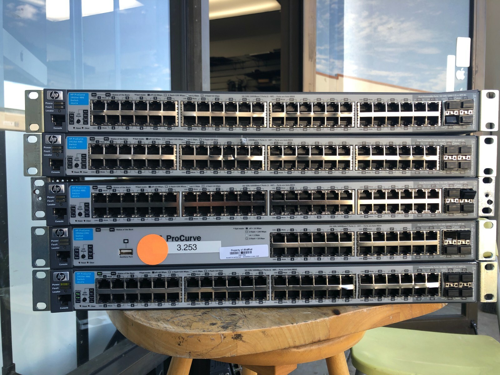 Lot of 4 xHP ProCurve J9147A - 2910al-48G - 48 Port &1xJ9145A 2910al ...
