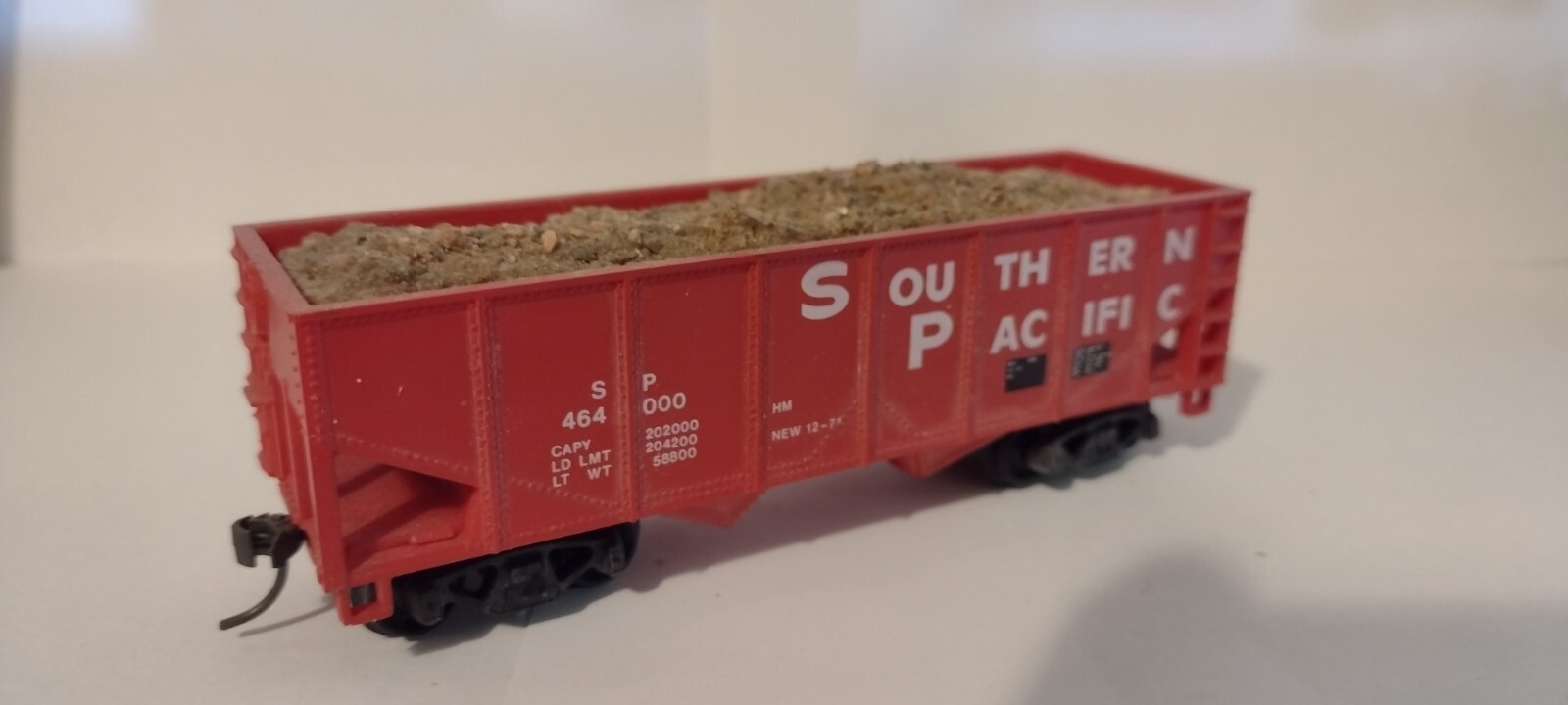 HO Scale Model Power 36' 2 Bay Hopper Southern Pacific SP #464000 w ...