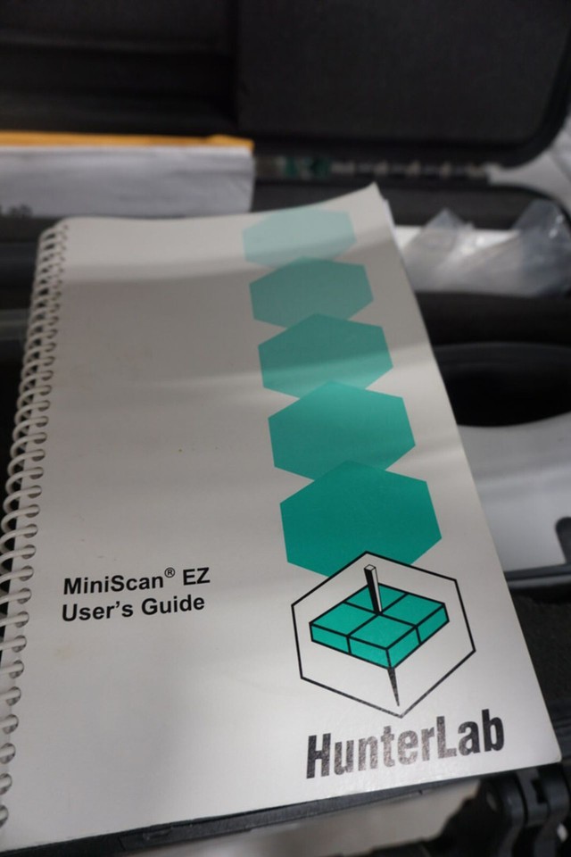 Hunterlab Miniscan EZ 4000S Spectrophotometer with case 2077 | eBay