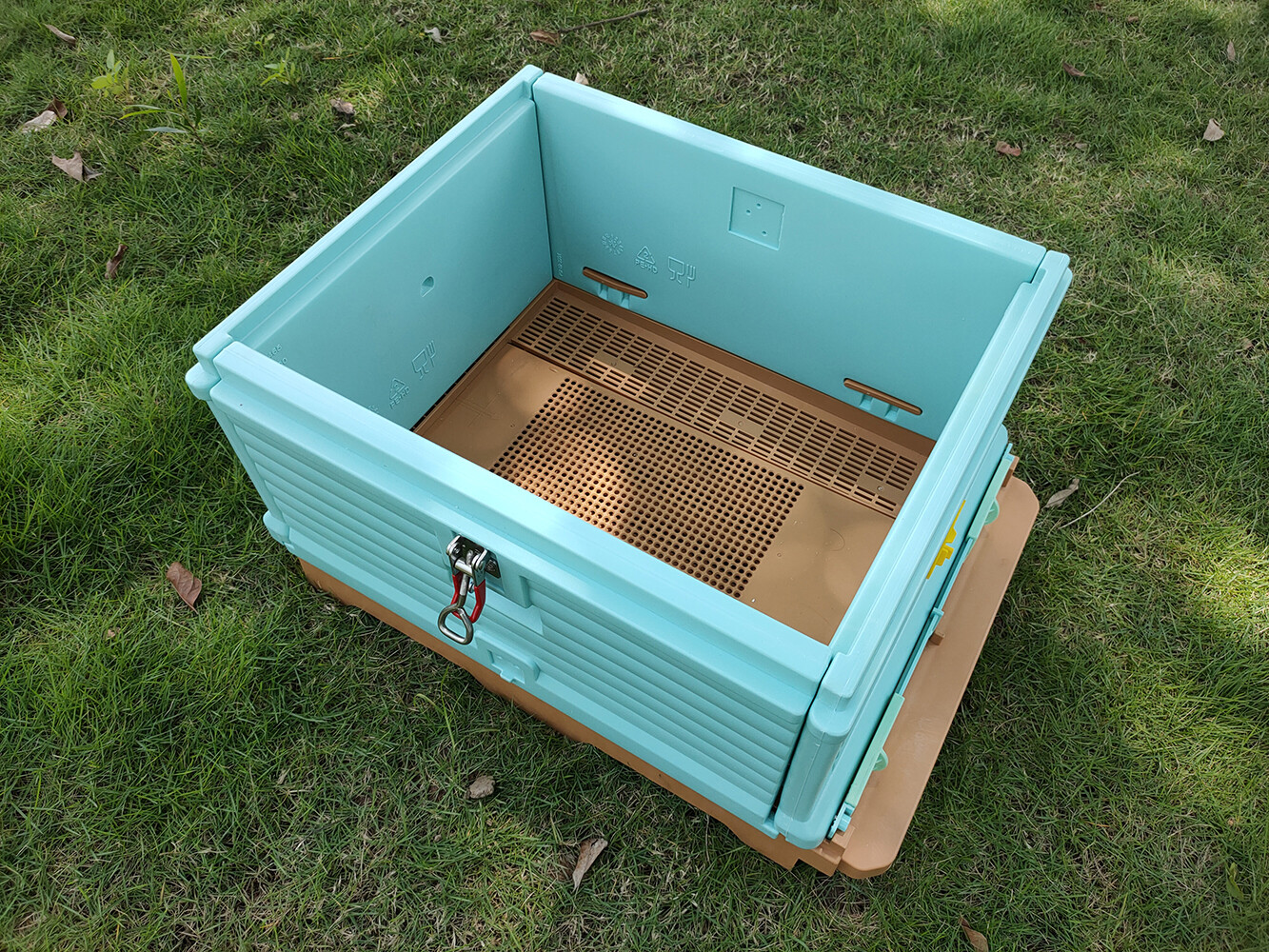 Insulated BPA free Plastic Bee Hives Langstroth Beehive House ...