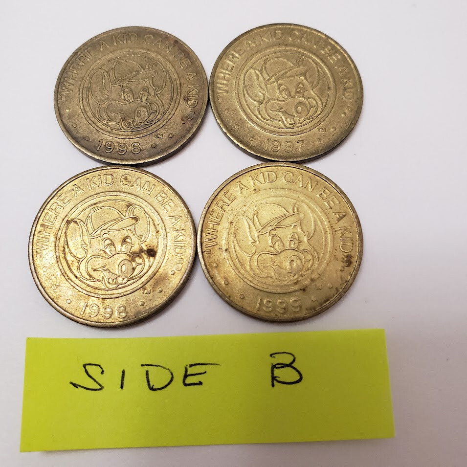 Chuck E Cheese Tokens Coins Lot of 4 years 96 to 99 Juvenile Mouse Head ...