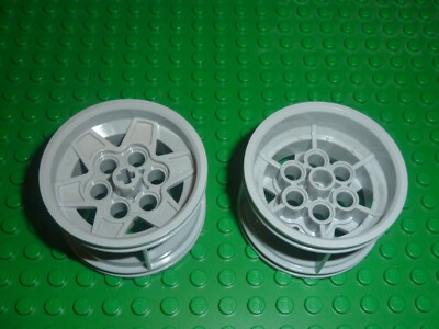 2x LEGO Wheel Technic Racing Small 6 Pinholes / 56908 Set 9444/42029 ...