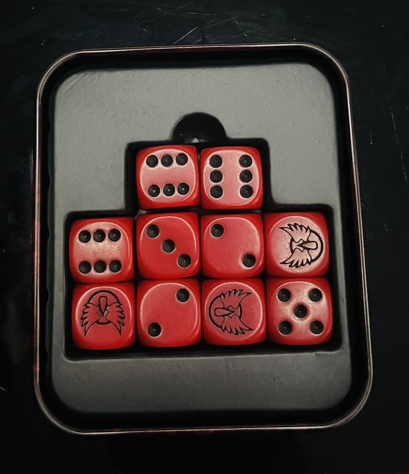 Games Workshop Warhammer 40k Blood Angels Dice D6 Angel Tin Set Wh40k ...