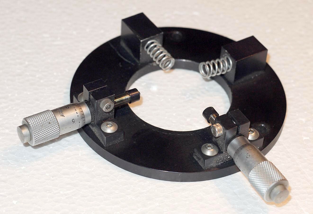 Adjustable Precise Circular Mount with Mitutoyo Micrometers | eBay