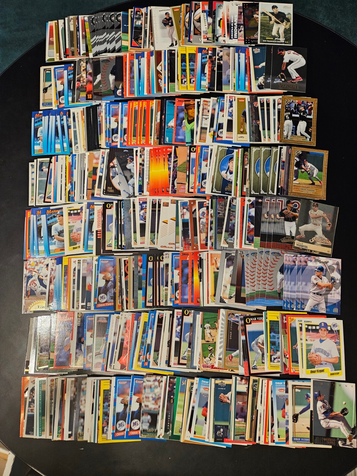 Lot of 1,450+ Omar Vizquel Baseball Cards - Inserts, Base, Parallels ...