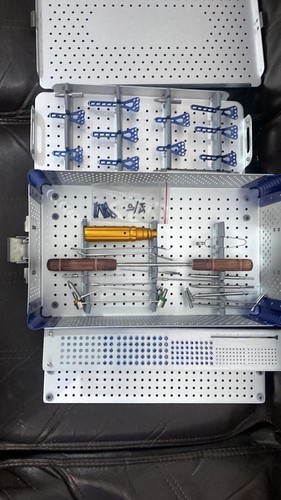 Distal Radius set with Box Alminum Best offer | eBay