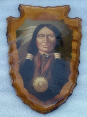 Vintage Cheyenne Chief Little Wolf 11.5” Wooden Arrowhead Wall Plaque ...