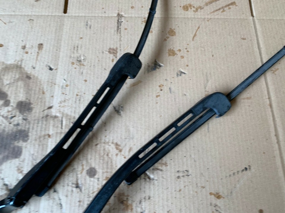BMW 2006-2013 E90 E91 E92 E93 FRONT WINDSHIELD WIPER ARM LEFT RIGHT SET ...