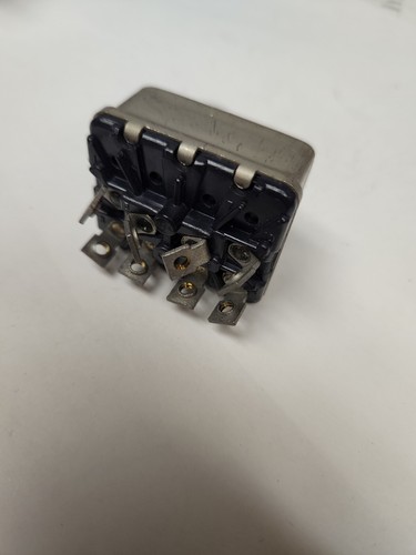Cutler Hammer Eaton Mil Spec Toggle Switch MS25308-222 8838K9, 4pst 25A ...