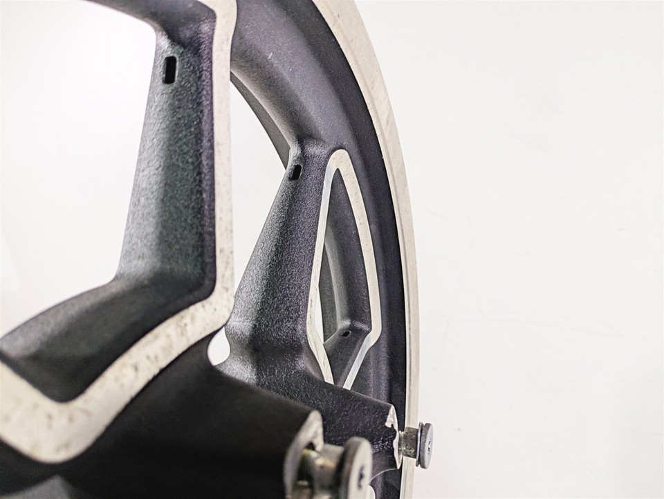 2015 Harley FXDL Dyna Low Rider Front Wheel Rim 19x2.5 .59mm Runout ...