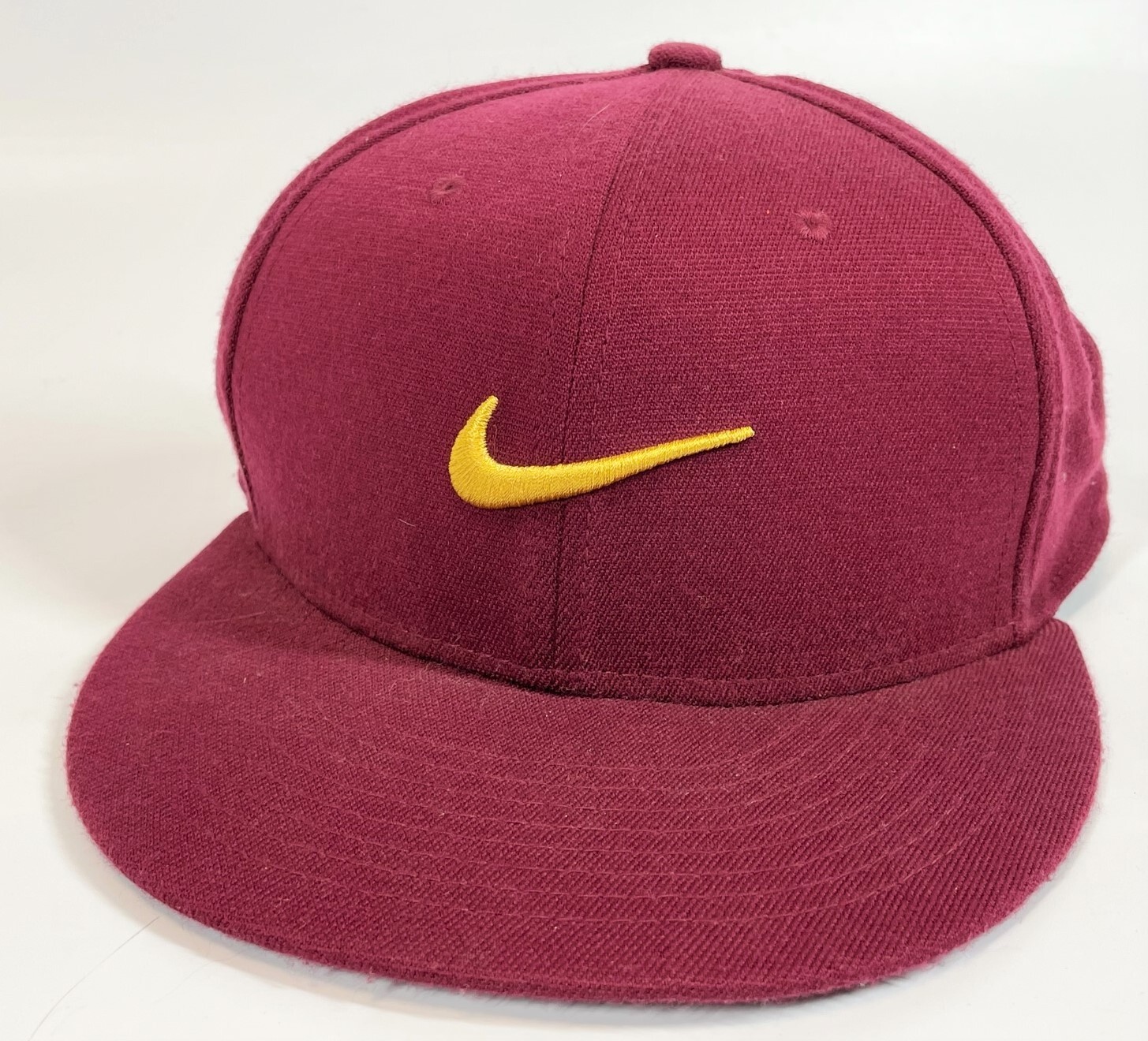 Nike True Maroon Gold Swoosh Logo Washington Boston U… - Gem