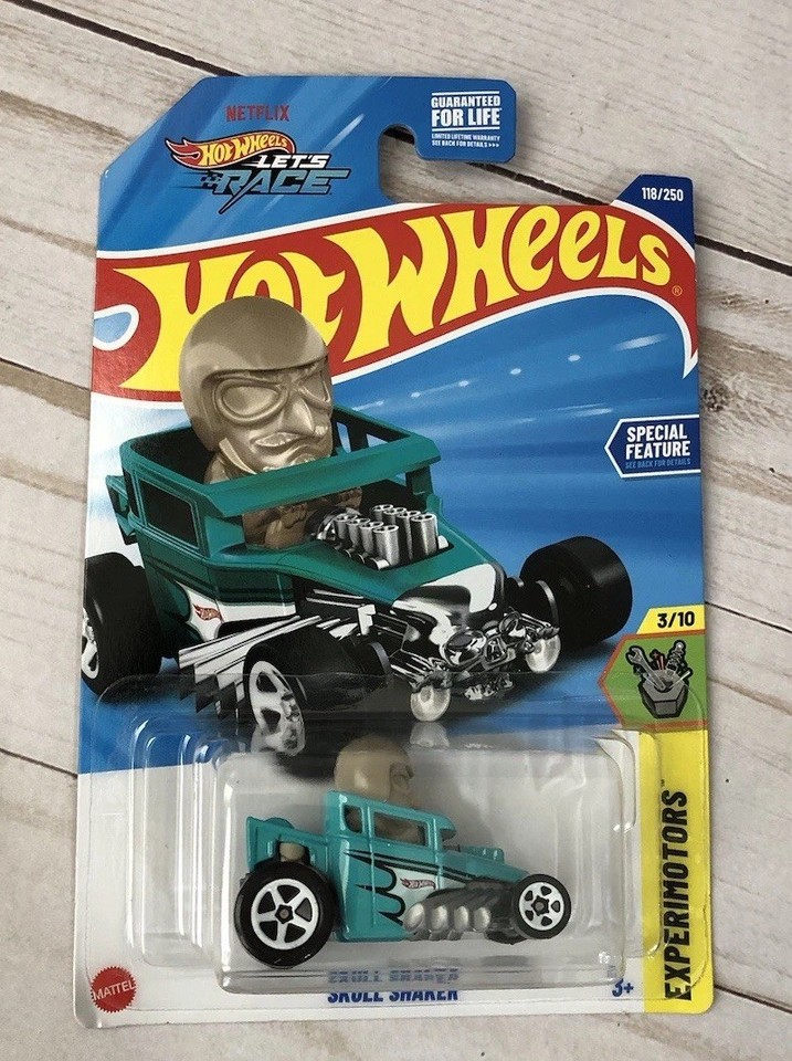 HW Hot Wheels Let’s Race Show Skull Shaker Bobble Head Car Vehicle ...