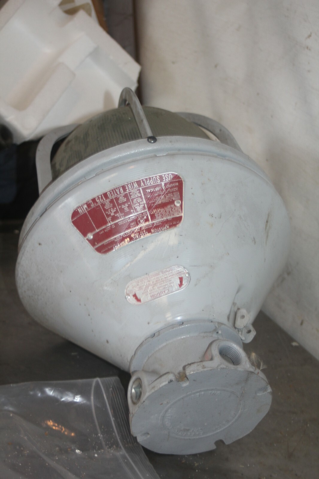 Appleton Electric Co. A-51 Series Explosion Proof Light Fixture | eBay