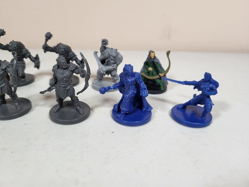 Lot of Dungeons & Dragons D&D Wizards Miniatures Figures | eBay