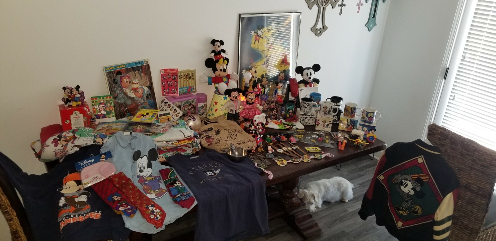 DISNEY MICKEY MOUSE COLLECTION (over 100 items) | eBay