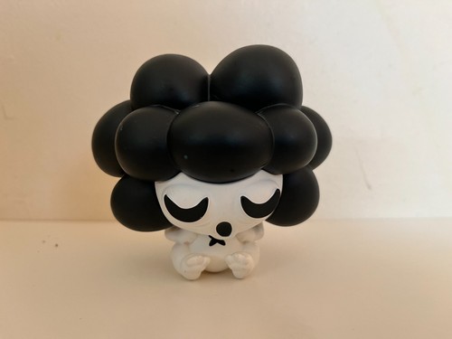 Youtooz Sr Pelo Vinyl Figure Animator Fetus Figure | eBay