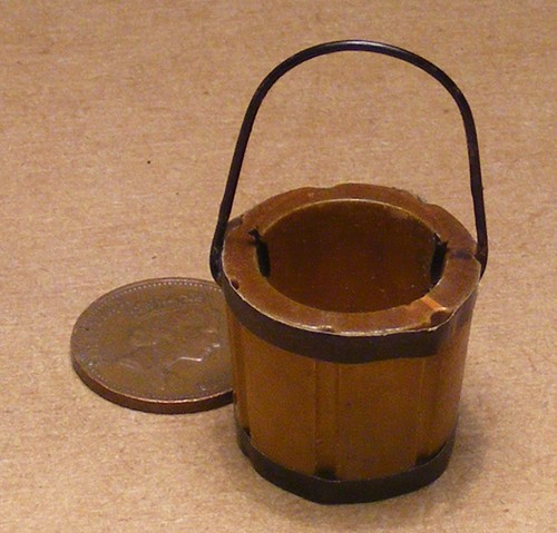 Wooden Bucket Pail With Wire Handle Tumdee 1:12 Scale Dolls House ...