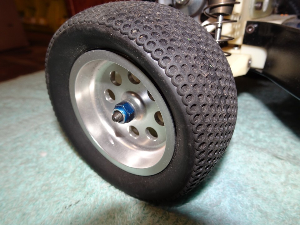 Vintage Team Associated RC10 Rare Custom RC 10 Gold Pan Aluminum Wheels ...