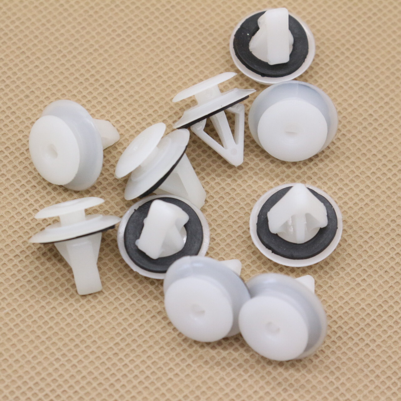 NEW 10pcs White Rocker Panel Retainer Clips For Mazda TD12-51-SJ3A | eBay